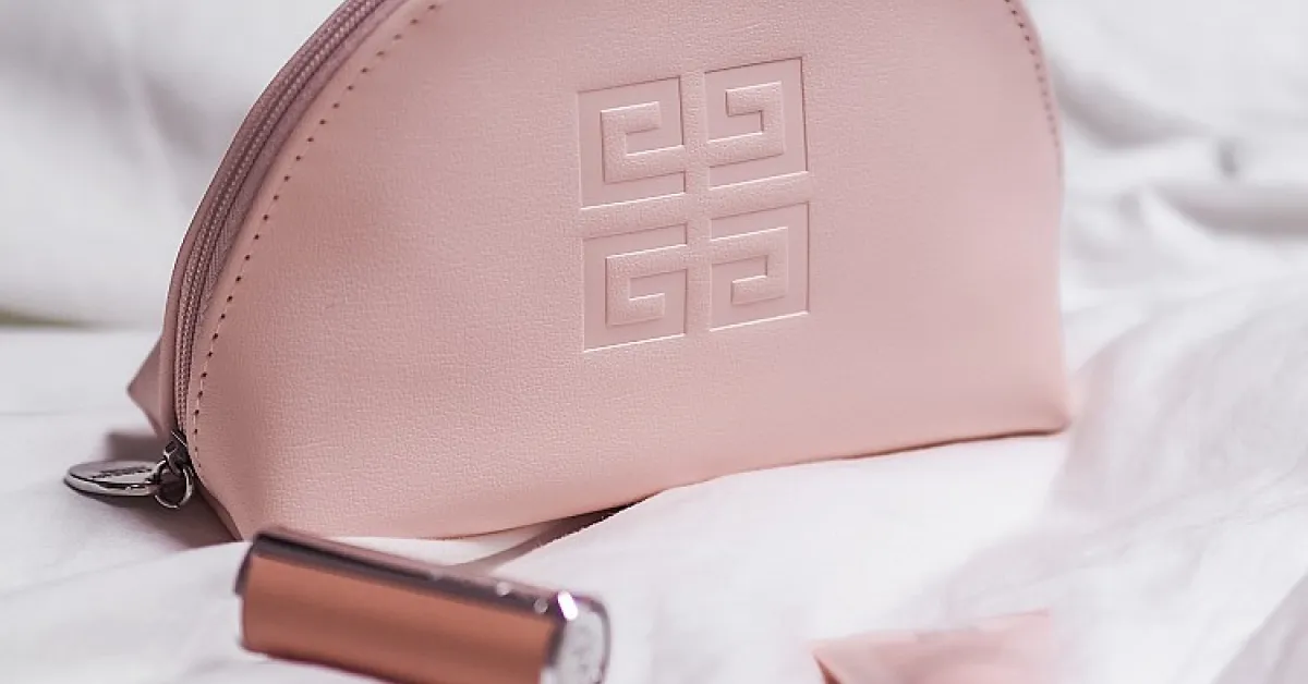 Your essential spring break packing list for effortless style